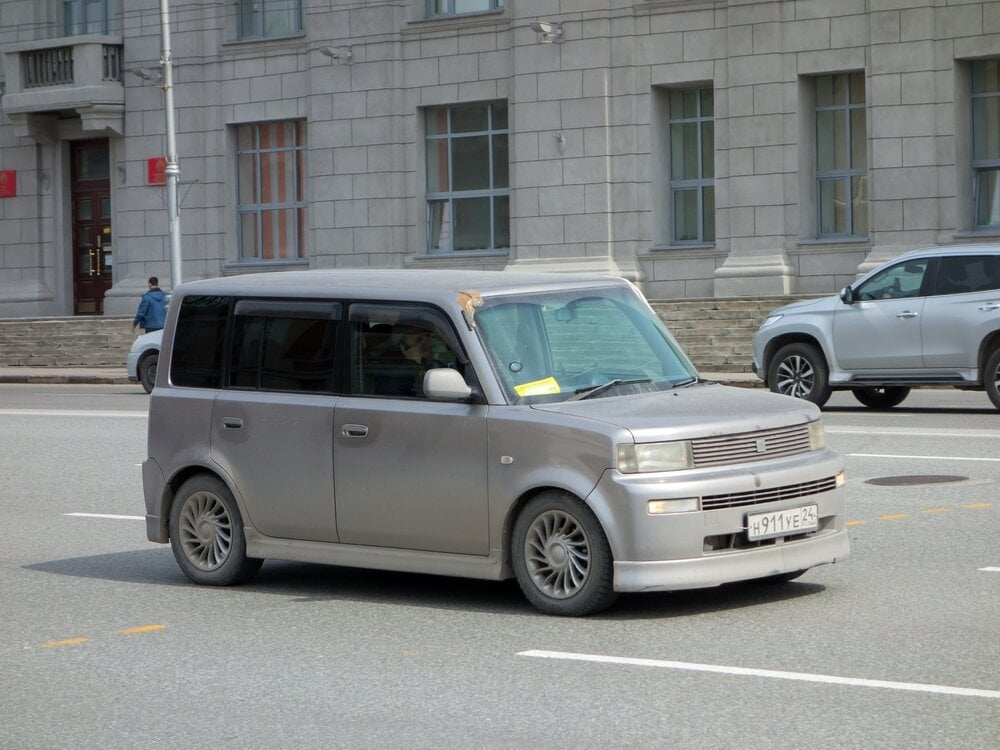 Scion xB Colors (2004 - 2015): Exterior & Interior Colors